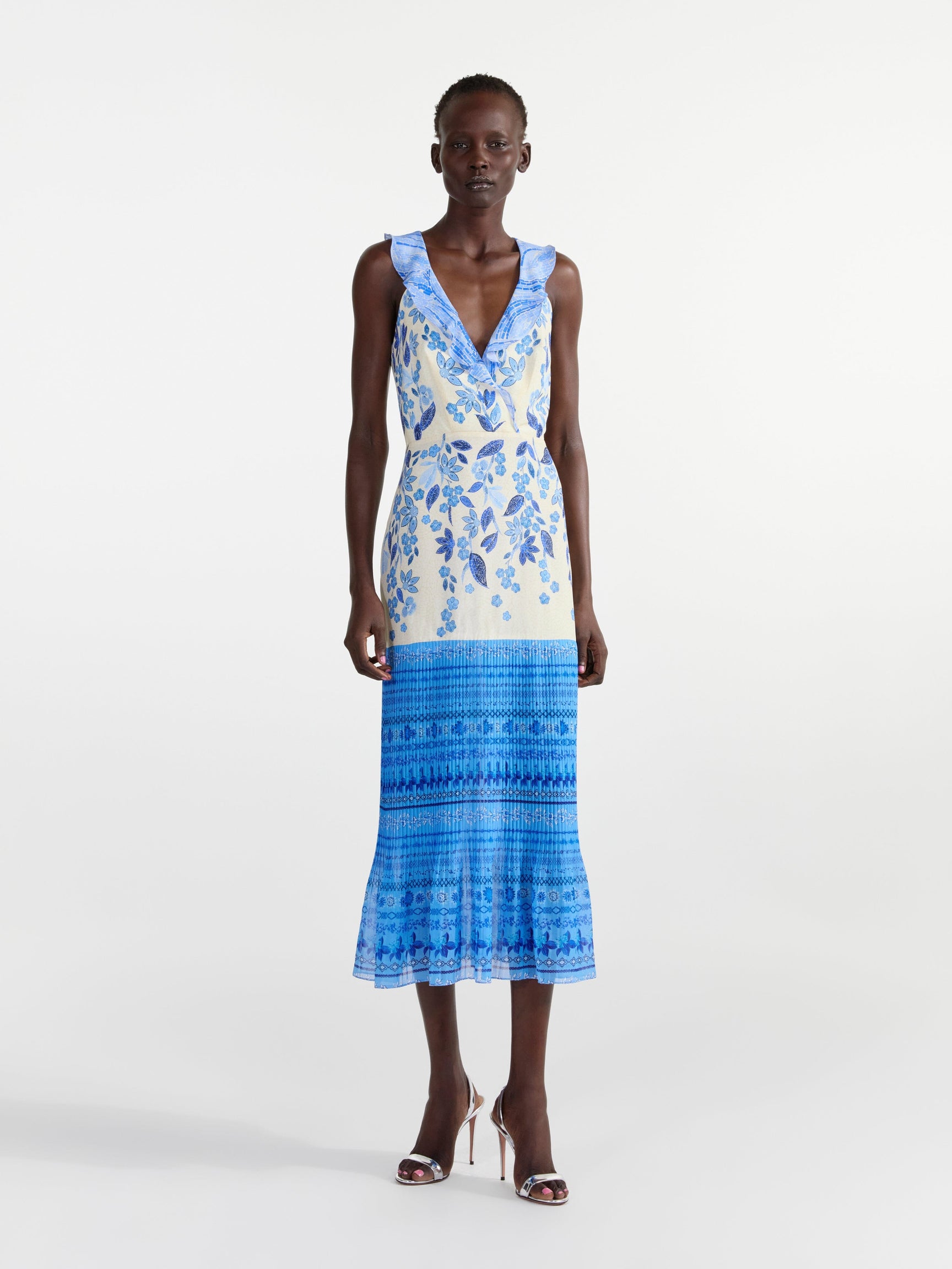 Dresses – SALONI